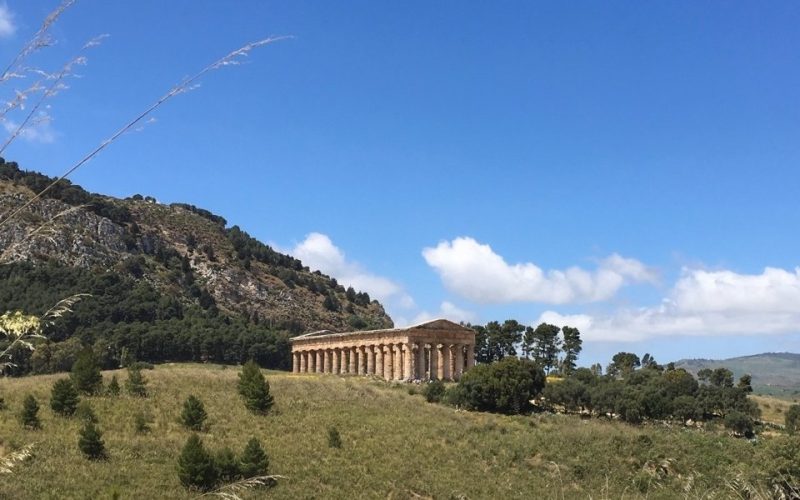 How to Visit Segesta Sicily | The Gap Decaders