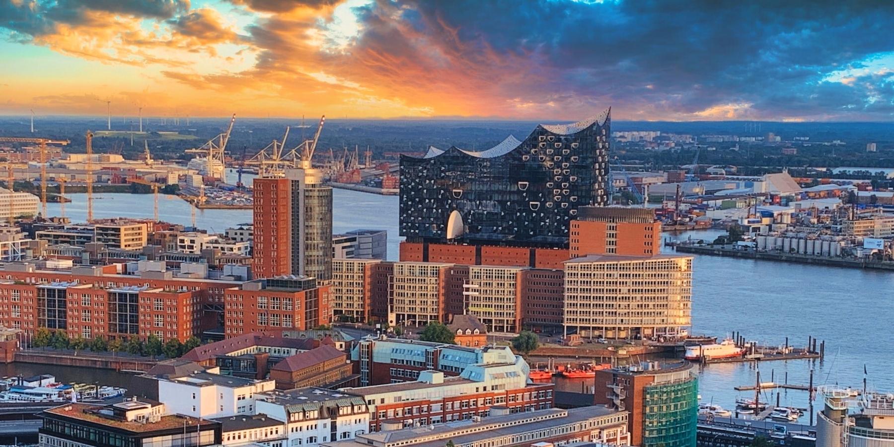 24 Hours in Hamburg - Itinerary, Map & Travel Tips | The Gap Decaders