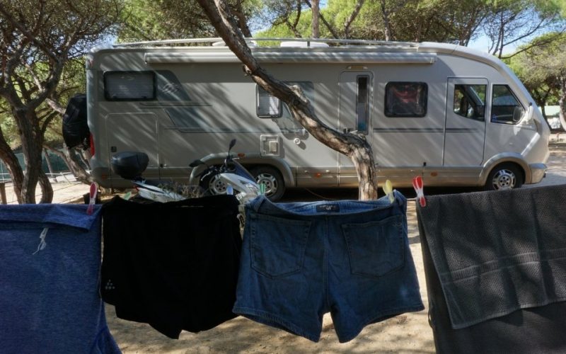 Motorhome Washing Machines - Which Is Best for You? | The Gap Decaders