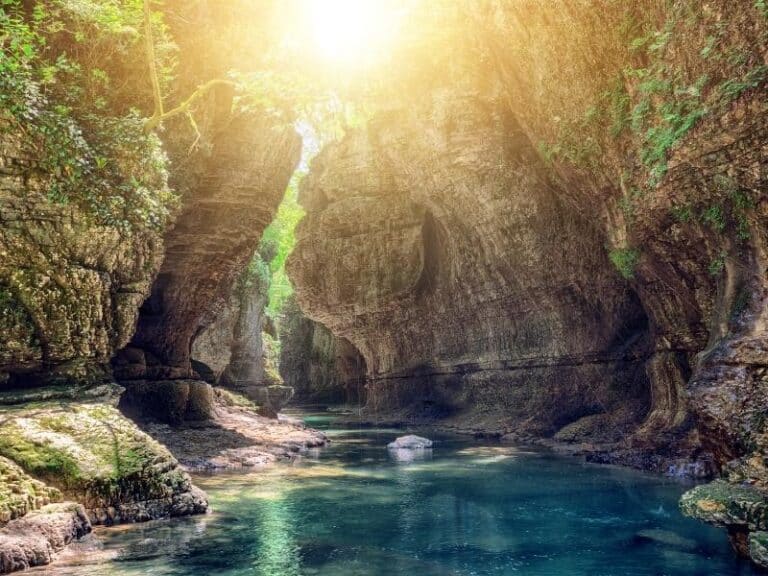 Road Trip Georgia: 6 Amazing Routes | The Gap Decaders