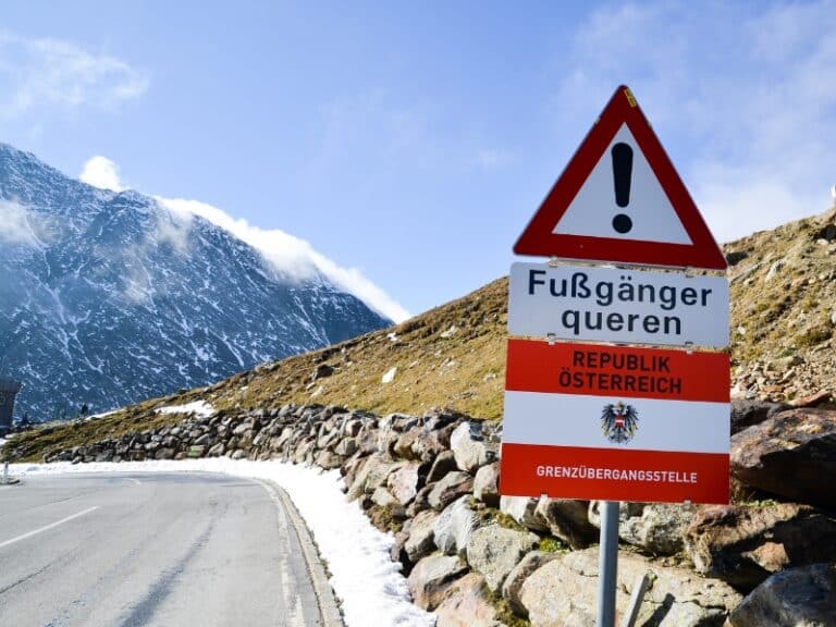 Driving in the Alps: Top Tips & Best Routes | The Gap Decaders