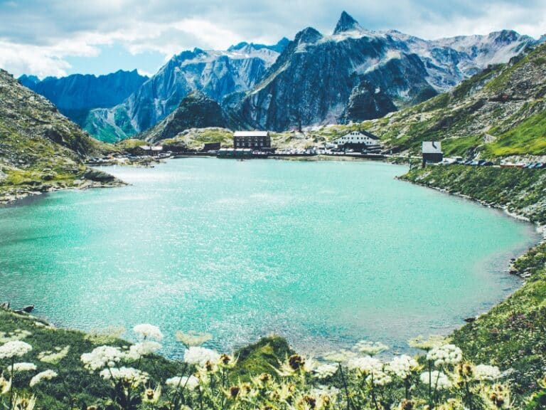 Driving in the Alps: Top Tips & Best Routes | The Gap Decaders