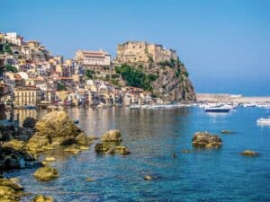Southern Italy: Discover the Best 33 Places To Visit | The Gap Decaders